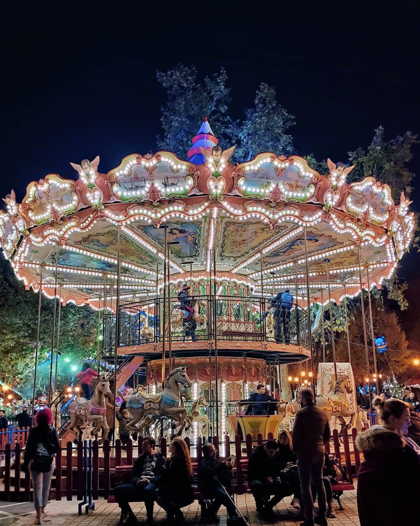 How to Buy Kiddie Carousel Rides for Your Amusement Park